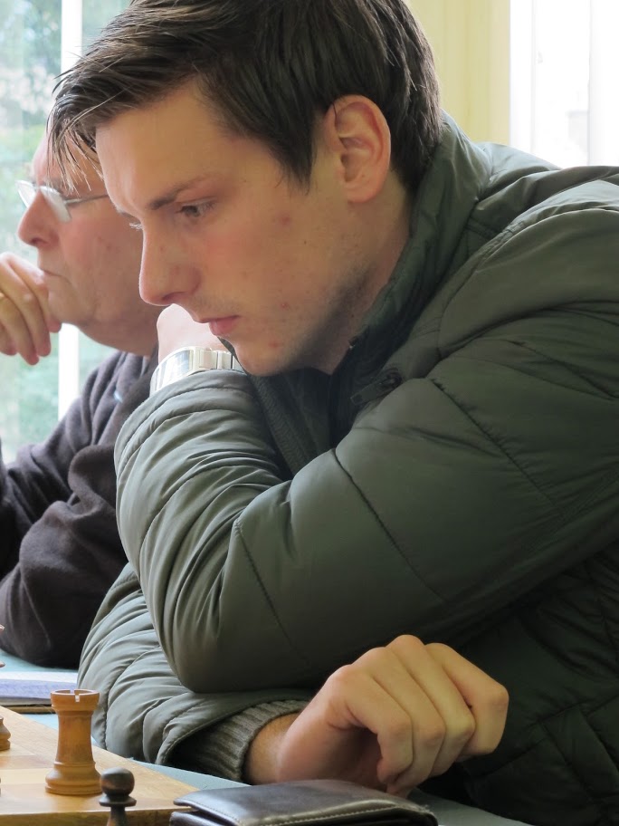 Eerste team stoomt door naar derde plaats | Schaakvereniging Sliedrecht